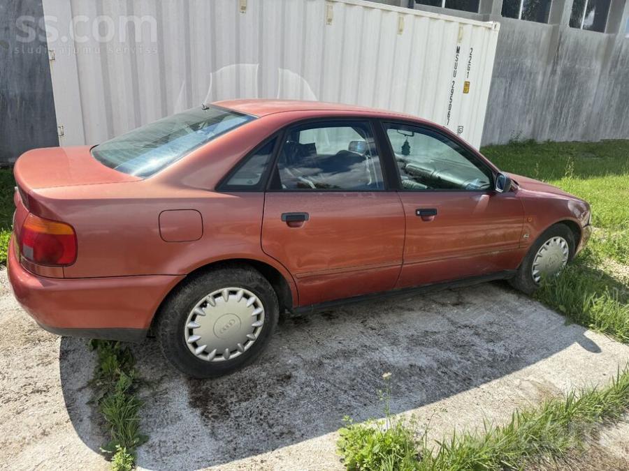 Oranžs Audi A4 1995 Rīga, ar dzinēja tilpumu 1.90 L un nobraukumu 392 tūkst. km par 200 €, foto 1 vietnē AUTOMOTO.COM.LV