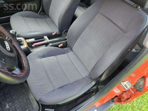 Oranžs Audi A4 2001 Cēsis, ar dzinēja tilpumu 1.90 L un nobraukumu 417 tūkst. km par 1690 €, foto 10 vietnē AUTOMOTO.COM.LV