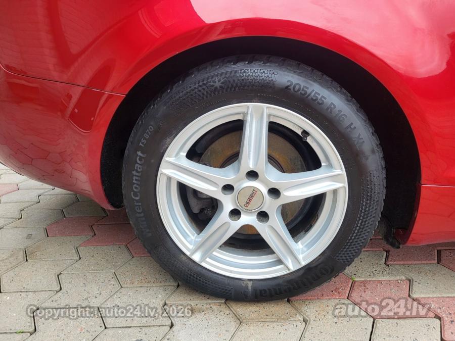 Red Audi A4 2006 in Tallinn, with an engine capacity of 2.70 L and mileage of 0 thousand km for 4999 €, photo 20 on AUTOMOTO.COM.LV