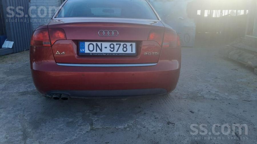 Sarkans Audi A4 2007 Valmiera, ar dzinēja tilpumu 2.00 L un nobraukumu 260 tūkst. km par 2100 €, foto 5 vietnē AUTOMOTO.COM.LV