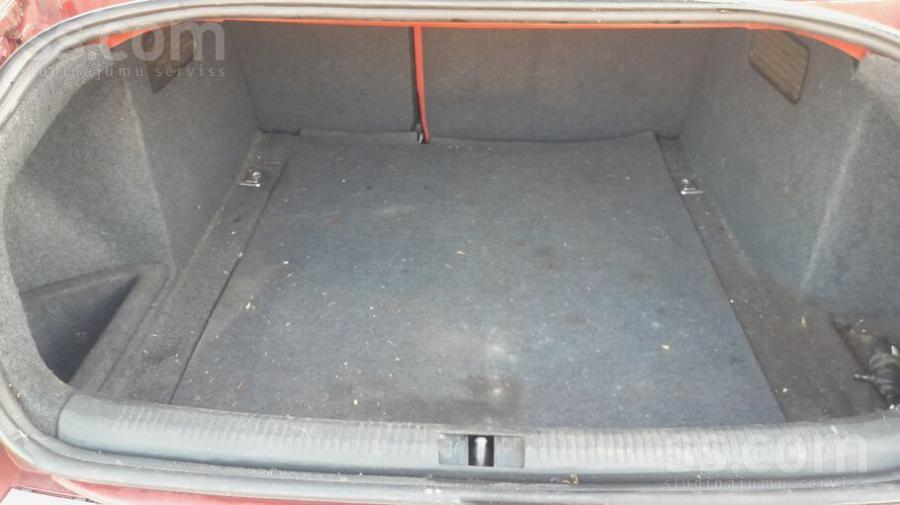 Sarkans Audi A4 2007 Valmiera, ar dzinēja tilpumu 2.00 L un nobraukumu 260 tūkst. km par 2100 €, foto 15 vietnē AUTOMOTO.COM.LV