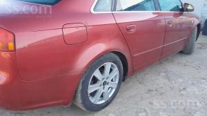 Sarkans Audi A4 2007 Valmiera, ar dzinēja tilpumu 2.00 L un nobraukumu 260 tūkst. km par 2100 €, foto 25 vietnē AUTOMOTO.COM.LV