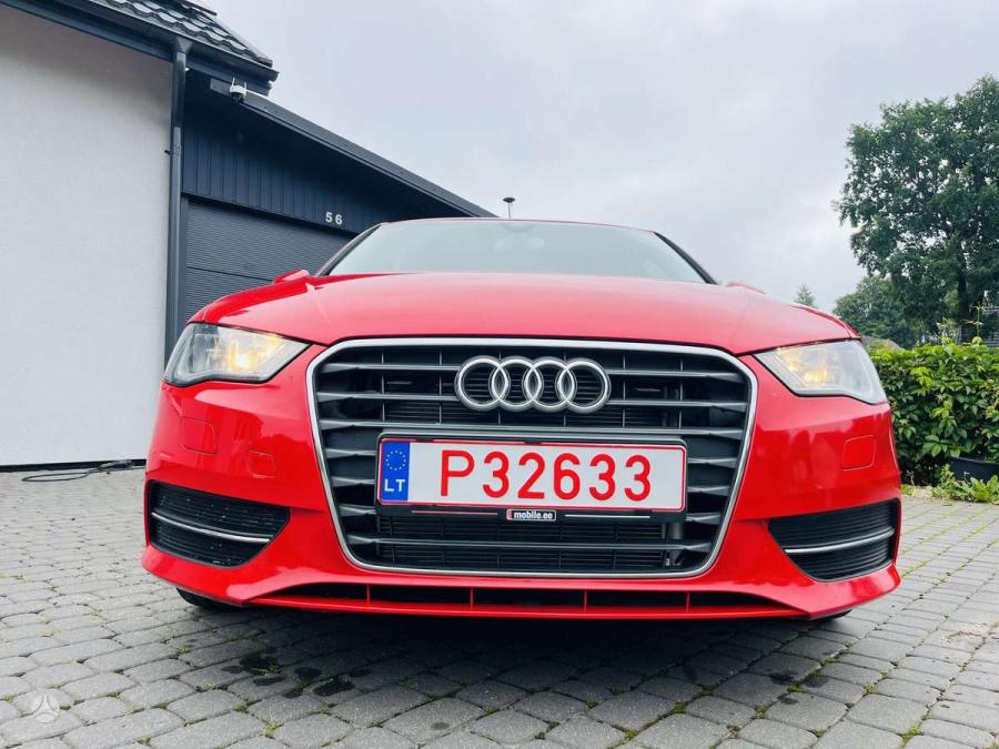 Red Audi A4 2014 in Trakai, with an engine capacity of 2.00 L and mileage of 214 thousand km for 8150 €, photo 10 on AUTOMOTO.COM.LV