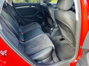 Red Audi A4 2014 in Trakai, with an engine capacity of 2.00 L and mileage of 214 thousand km for 8150 €, photo 17 on AUTOMOTO.COM.LV