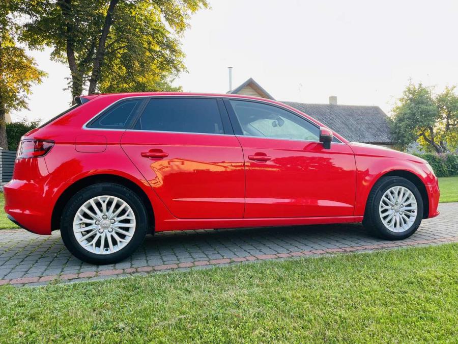 Red Audi A4 2014 in Trakai, with an engine capacity of 2.00 L and mileage of 214 thousand km for 8150 €, photo 38 on AUTOMOTO.COM.LV