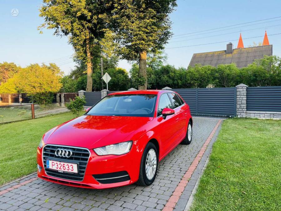 Red Audi A4 2014 in Trakai, with an engine capacity of 2.00 L and mileage of 214 thousand km for 8150 €, photo 41 on AUTOMOTO.COM.LV