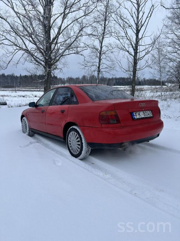 Red Audi A4 1995 in Madona, with an engine capacity of 1.80 L and mileage of 364 thousand km for 1100 €, photo 3 on AUTOMOTO.COM.LV