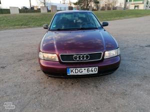 Red Audi A4 1995 in Utena, with an engine capacity of 1.80 L and mileage of 190 thousand km for 1000 €, photo 4 on AUTOMOTO.COM.LV