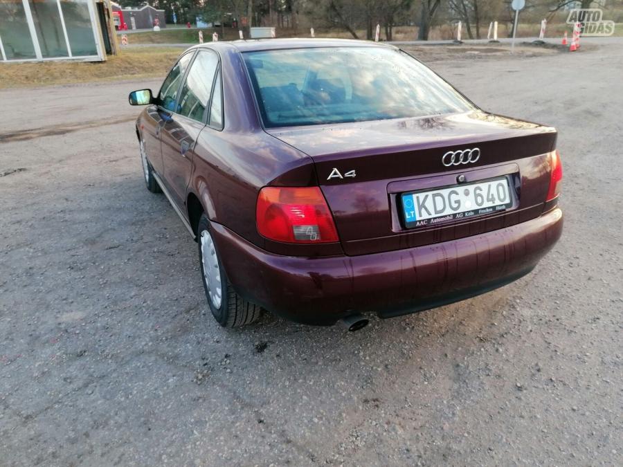 Red Audi A4 1995 in Utena, with an engine capacity of 1.80 L and mileage of 190 thousand km for 1000 €, photo 10 on AUTOMOTO.COM.LV