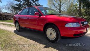 Sarkans Audi A4 1995 Tartu, ar dzinēja tilpumu 2.60 L un nobraukumu 253 tūkst. km par 4990 €, foto 7 vietnē AUTOMOTO.COM.LV