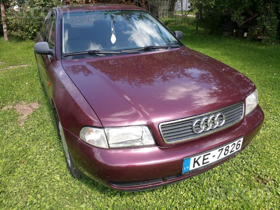 Sarkans Audi A4 1995 Krāslava, ar dzinēja tilpumu 1.60 L un nobraukumu 215 tūkst. km par 650 €, foto 1 vietnē AUTOMOTO.COM.LV