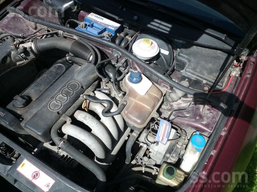 Sarkans Audi A4 1995 Krāslava, ar dzinēja tilpumu 1.60 L un nobraukumu 215 tūkst. km par 650 €, foto 11 vietnē AUTOMOTO.COM.LV