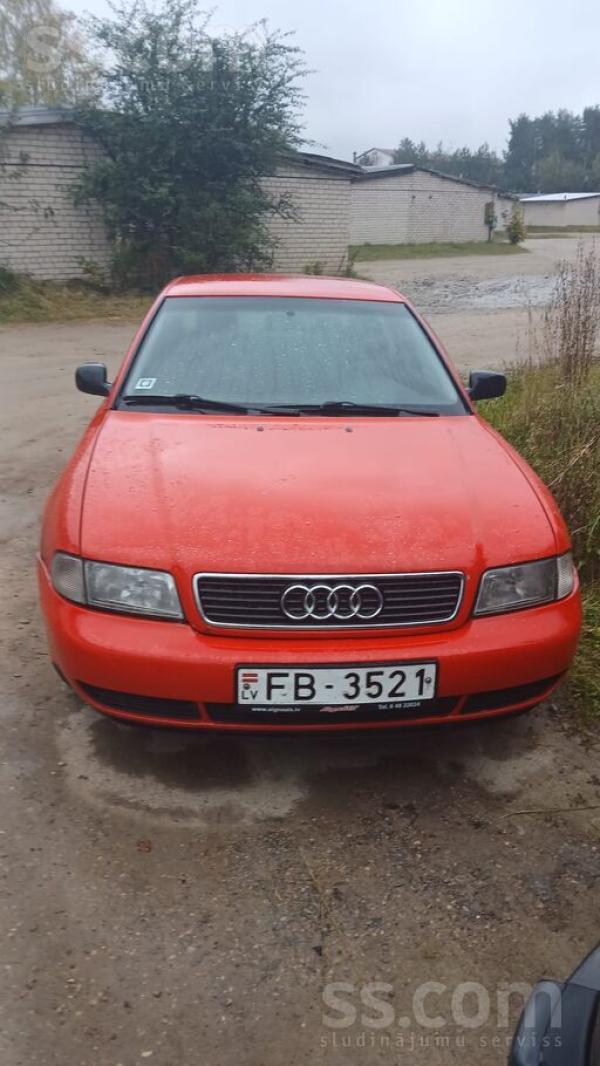 Audi A4 1995 Madona vietnÄ Sarkans Audi A4 1995 Madona, ar dzinÄja tilpumu 1.80 L un nobraukumu 357 tÅ«kst. km par 500 ā¬, foto 1 vietnÄ AUTOMOTO.COM.LV