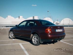 Красный Ауди А4 1995 в Таллин, объемом двигателя 1.80 л и пробегом 234 тыс. км за 1300 €, фото 3 на AUTOMOTO.COM.LV