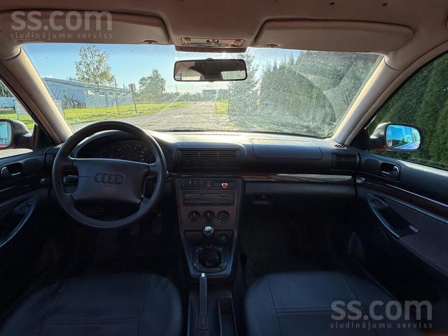 Sarkans Audi A4 1996 Bauska, ar dzinēja tilpumu 1.90 L un nobraukumu 405 tūkst. km par 1390 €, foto 8 vietnē AUTOMOTO.COM.LV