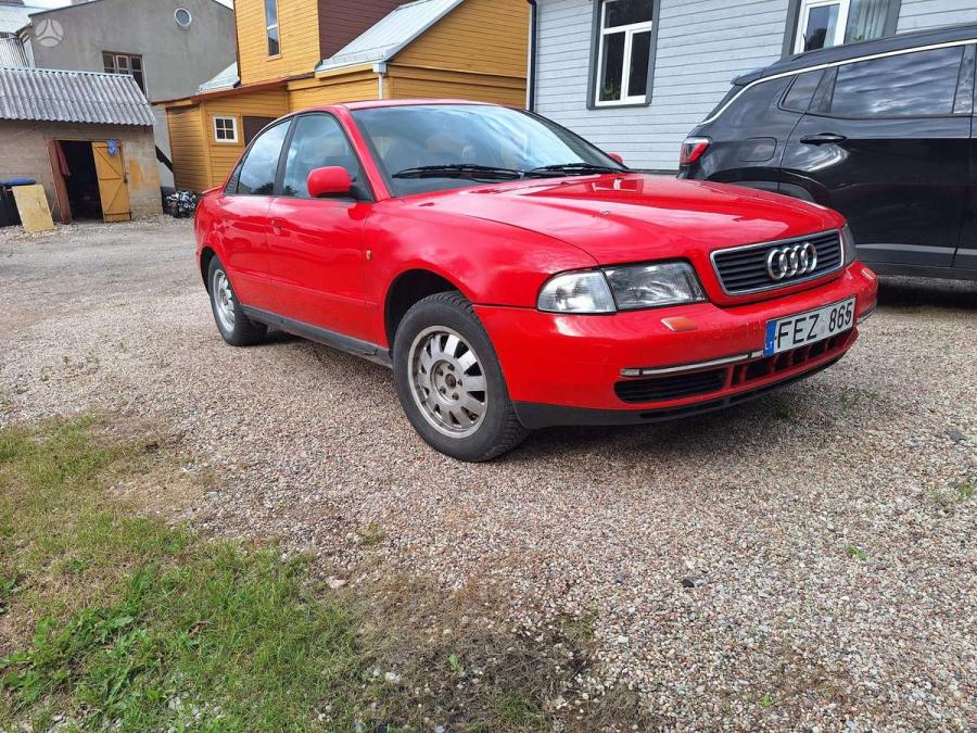 Sarkans Audi A4 1997 Plungė, ar dzinēja tilpumu 1.90 L un nobraukumu 496 tūkst. km par 850 €, foto 1 vietnē AUTOMOTO.COM.LV