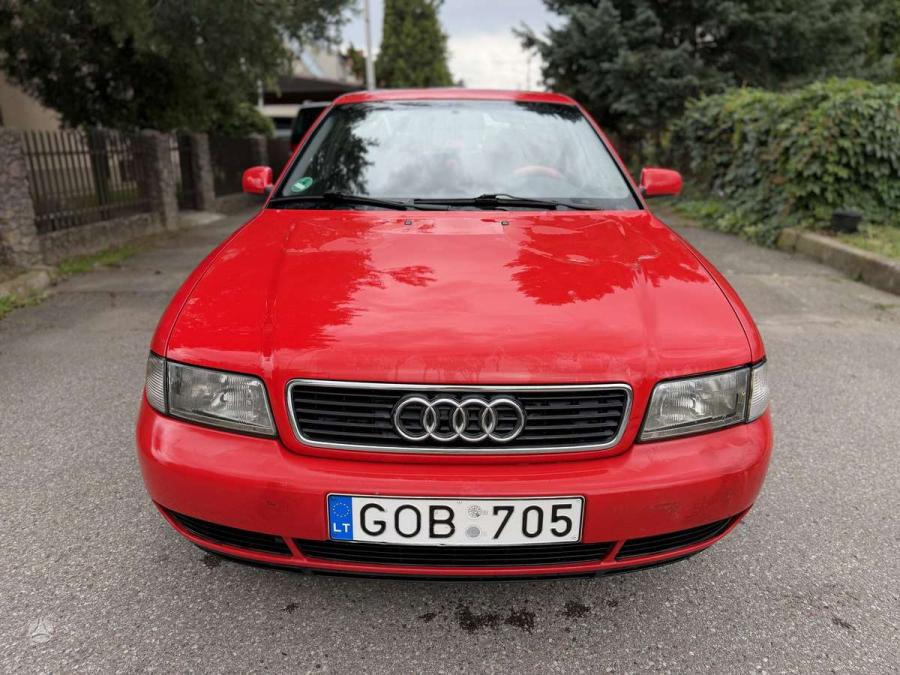 Red Audi A4 1997 in Kaunas, with an engine capacity of 1.60 L and mileage of 271 thousand km for 1100 €, photo 4 on AUTOMOTO.COM.LV
