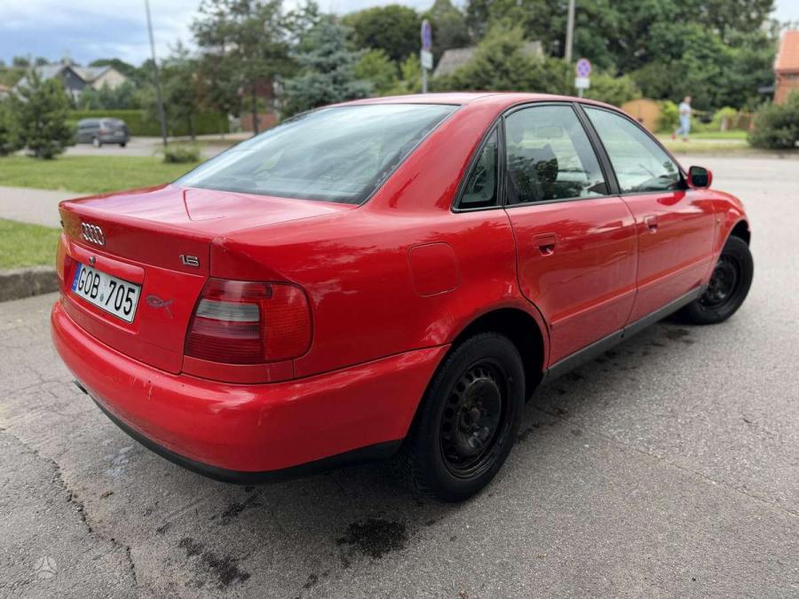 Red Audi A4 1997 in Kaunas, with an engine capacity of 1.60 L and mileage of 271 thousand km for 1100 €, photo 7 on AUTOMOTO.COM.LV