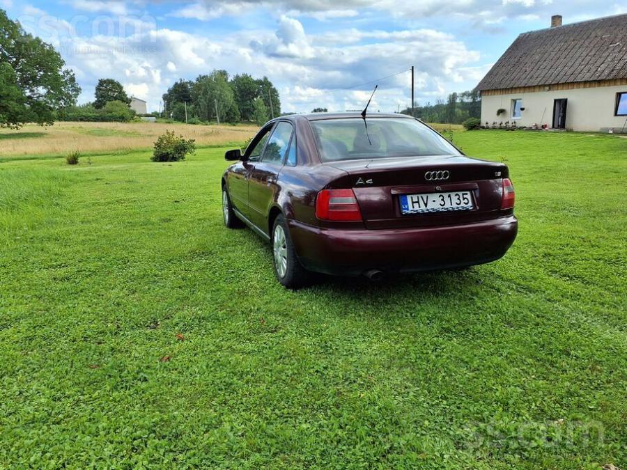 Красный Ауди А4 1997 в Рига, объемом двигателя 1.60 л и пробегом 250 тыс. км за 750 €, фото 5 на AUTOMOTO.COM.LV