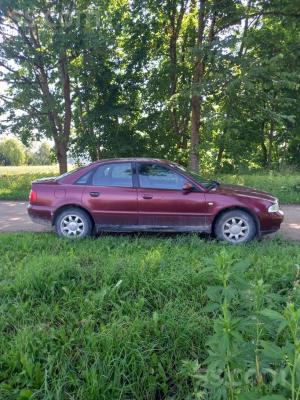 Red Audi A4 1999 in Preili, with an engine capacity of 1.80 L and mileage of 231 thousand km for 530 €, photo 5 on AUTOMOTO.COM.LV