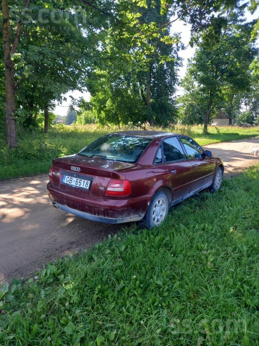 Red Audi A4 1999 in Preili, with an engine capacity of 1.80 L and mileage of 231 thousand km for 530 €, photo 8 on AUTOMOTO.COM.LV