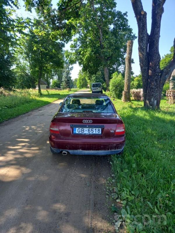 Sarkans Audi A4 1999 Preiļi, ar dzinēja tilpumu 1.80 L un nobraukumu 0 tūkst. km par 530 €, foto 3 vietnē AUTOMOTO.COM.LV
