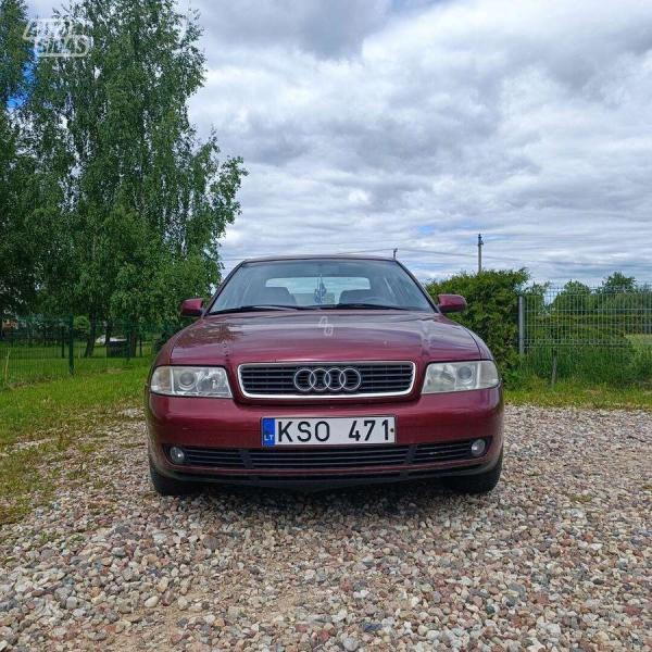 Красный Ауди А4 2000 в Каунас, объемом двигателя 1.90 л и пробегом 400 тыс. км за 850 €, фото 1 на AUTOMOTO.COM.LV