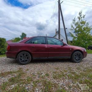 Red Audi A4 2000 in Kaunas, with an engine capacity of 1.90 L and mileage of 400 thousand km for 850 €, photo 4 on AUTOMOTO.COM.LV
