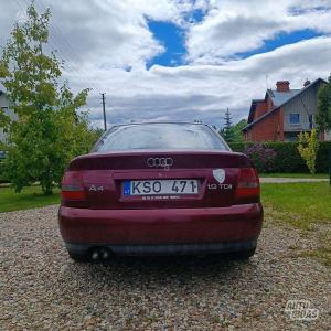 Red Audi A4 2000 in Kaunas, with an engine capacity of 1.90 L and mileage of 400 thousand km for 850 €, photo 6 on AUTOMOTO.COM.LV