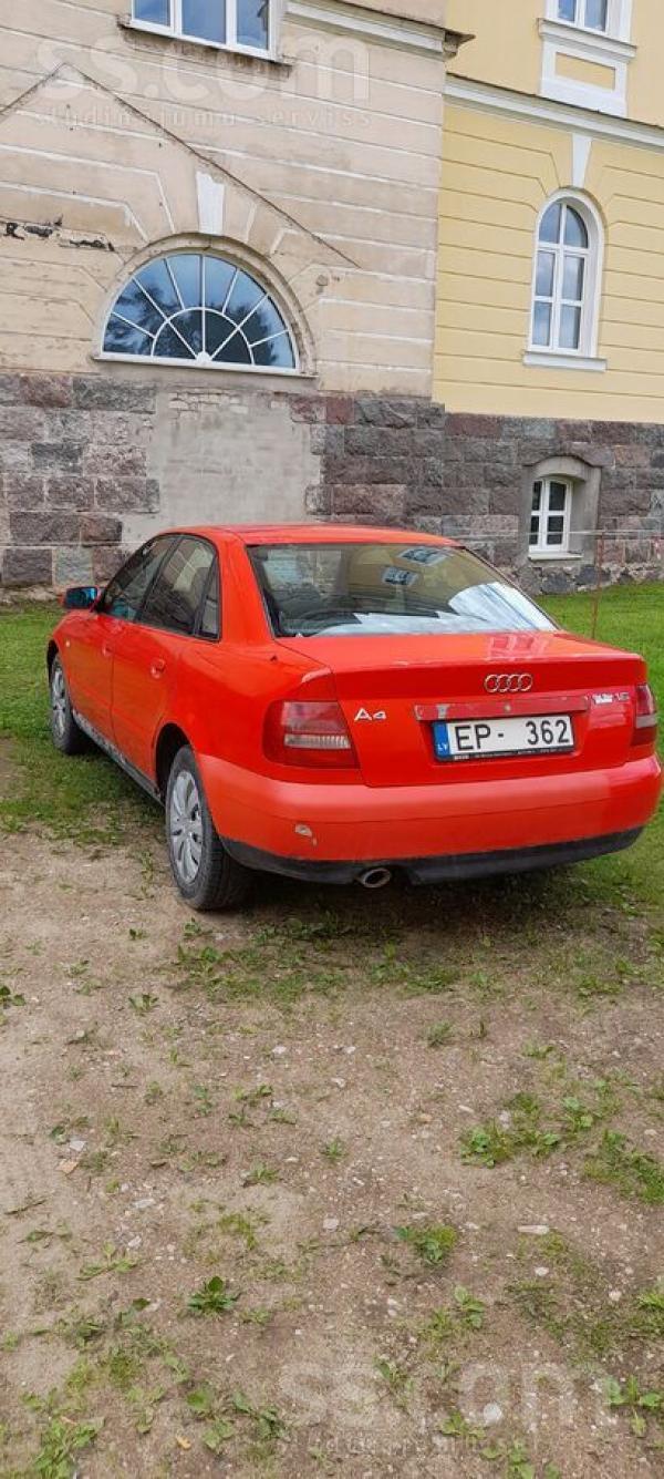 Sarkans Audi A4 2000 Dobele, ar dzinēja tilpumu 1.60 L un nobraukumu 247 tūkst. km par 400 €, foto 1 vietnē AUTOMOTO.COM.LV