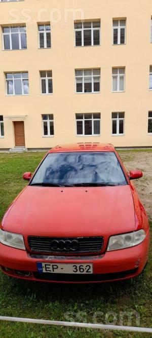 Sarkans Audi A4 2000 Dobele, ar dzinēja tilpumu 1.60 L un nobraukumu 247 tūkst. km par 400 €, foto 3 vietnē AUTOMOTO.COM.LV