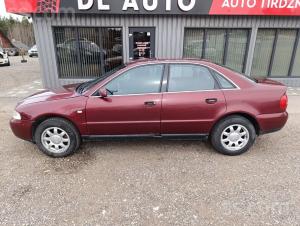 Sarkans Audi A4 2000 Valmiera, ar dzinēja tilpumu 1.80 L un nobraukumu 223 tūkst. km par 1250 €, foto 3 vietnē AUTOMOTO.COM.LV