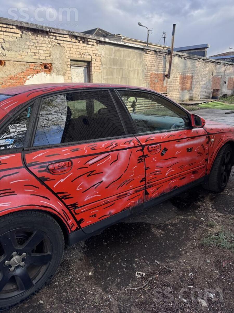 Красный Ауди А4 2001 в Даугавпилс, объемом двигателя 2.00 л и пробегом 242 тыс. км за 1100 €, фото 5 на AUTOMOTO.COM.LV