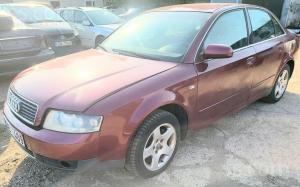 Sarkans Audi A4 2001 Rīga, ar dzinēja tilpumu 2.00 L un nobraukumu 226 tūkst. km par 590 €, foto 8 vietnē AUTOMOTO.COM.LV