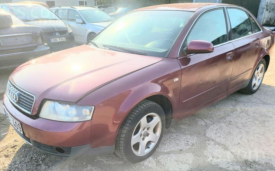 Sarkans Audi A4 2001 Rīga, ar dzinēja tilpumu 2.00 L un nobraukumu 226 tūkst. km par 590 €, foto 8 vietnē AUTOMOTO.COM.LV