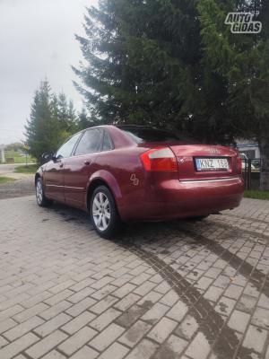 Красный Ауди А4 2001 в Шилале, объемом двигателя 2.50 л и пробегом 404 тыс. км за 1050 €, фото 5 на AUTOMOTO.COM.LV