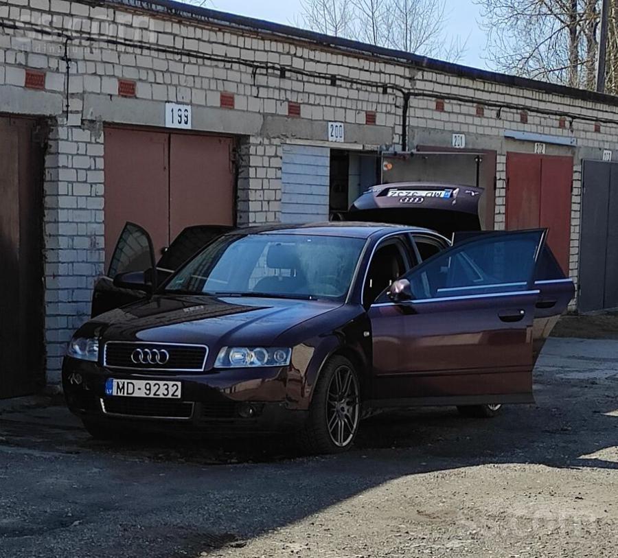 Красный Ауди А4 2003 в Рига, объемом двигателя 2.50 л и пробегом 294 тыс. км за 600 €, фото 13 на AUTOMOTO.COM.LV