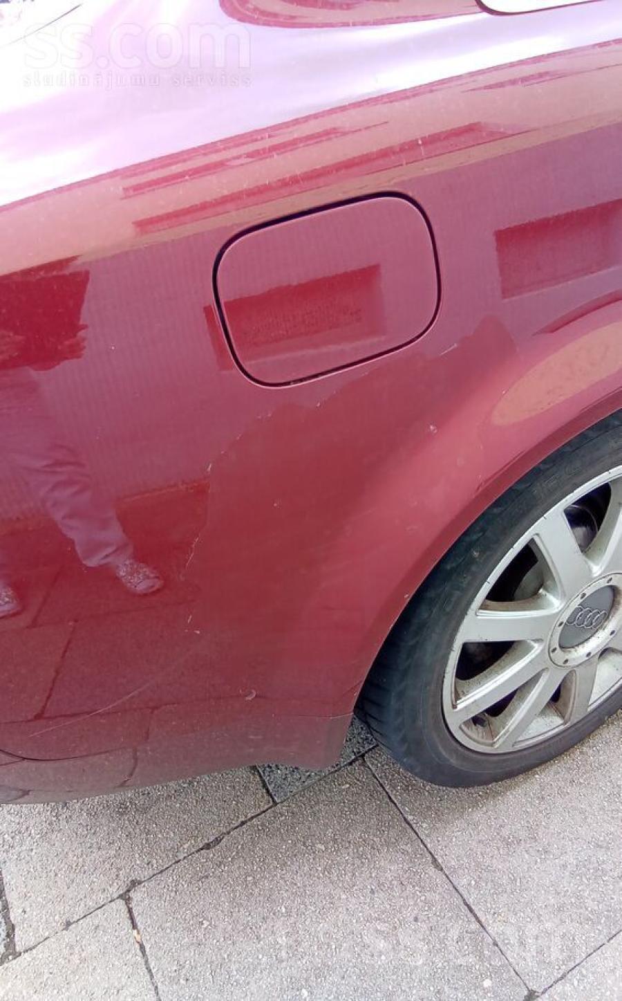 Sarkans Audi A4 2004 Rīga, ar dzinēja tilpumu 1.90 L un nobraukumu 305 tūkst. km par 1999 €, foto 3 vietnē AUTOMOTO.COM.LV