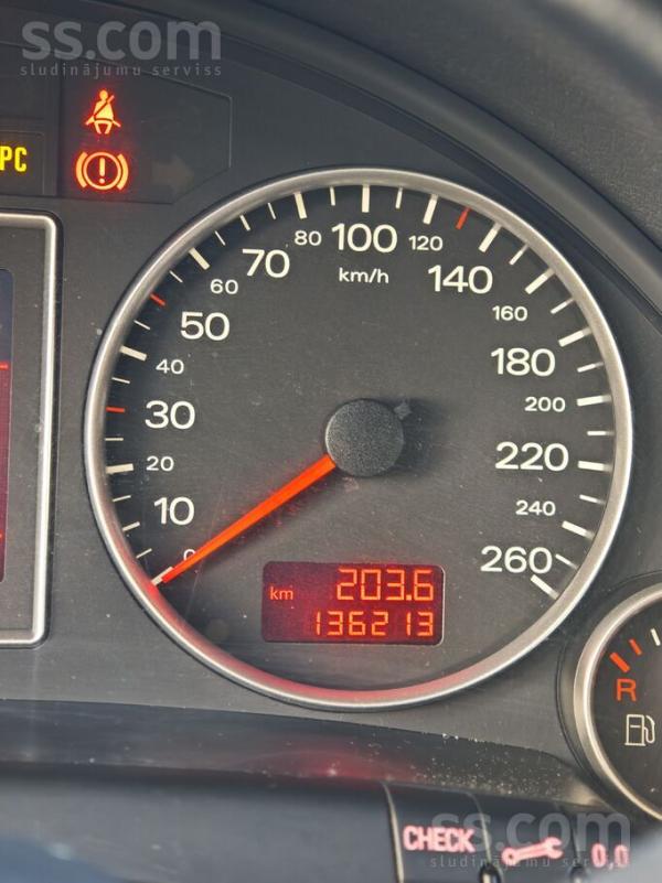 Red Audi A4 2005 in Aizkraukle, with an engine capacity of 1.60 L and mileage of 136 thousand km for 2900 €, photo 6 on AUTOMOTO.COM.LV