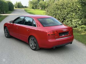 Red Audi A4 2005 in Ukmerge, with an engine capacity of 1.98 L and mileage of 281 thousand km for 2200 €, photo 4 on AUTOMOTO.COM.LV