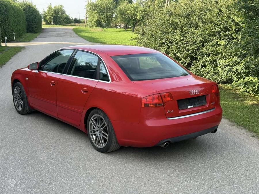Red Audi A4 2005 in Ukmerge, with an engine capacity of 1.98 L and mileage of 281 thousand km for 2200 €, photo 4 on AUTOMOTO.COM.LV