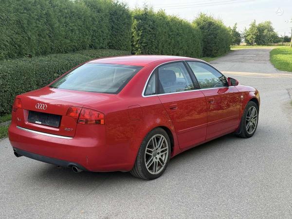 Red Audi A4 2005 in Ukmerge, with an engine capacity of 1.98 L and mileage of 281 thousand km for 2200 €, photo 4 on AUTOMOTO.COM.LV