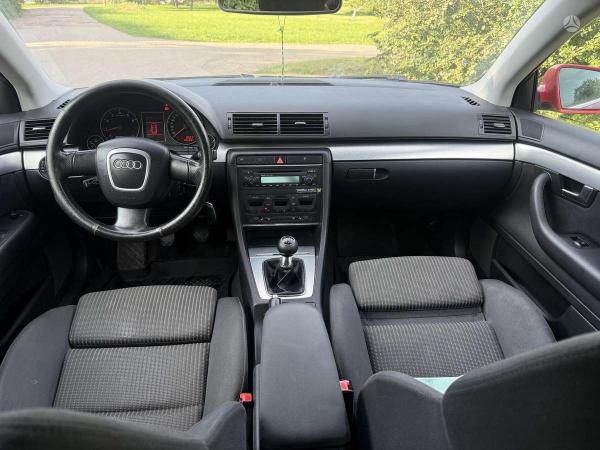Red Audi A4 2005 in Ukmerge, with an engine capacity of 1.98 L and mileage of 281 thousand km for 2200 €, photo 6 on AUTOMOTO.COM.LV
