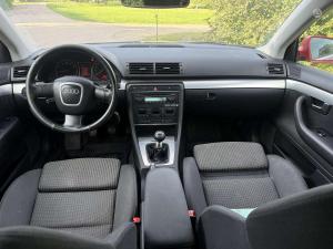 Red Audi A4 2005 in Ukmerge, with an engine capacity of 1.98 L and mileage of 281 thousand km for 2200 €, photo 7 on AUTOMOTO.COM.LV