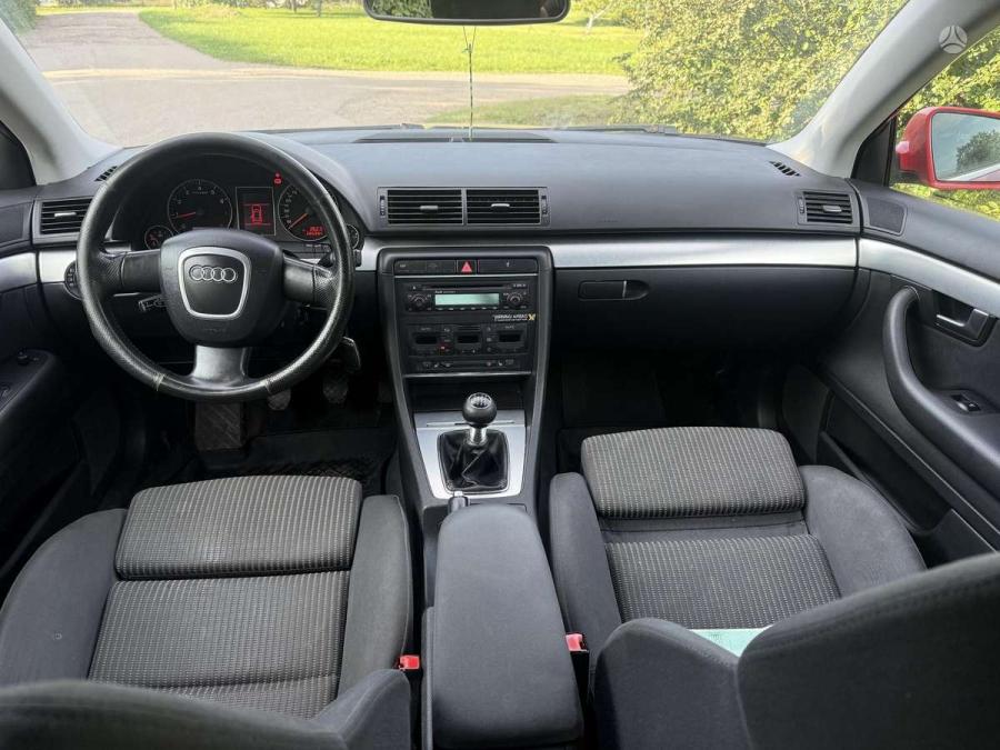 Red Audi A4 2005 in Ukmerge, with an engine capacity of 1.98 L and mileage of 281 thousand km for 2200 €, photo 7 on AUTOMOTO.COM.LV