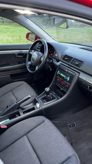 Red Audi A4 2005 in Narva-Joesuu, with an engine capacity of 2.00 L and mileage of 283 thousand km for 3700 €, photo 8 on AUTOMOTO.COM.LV