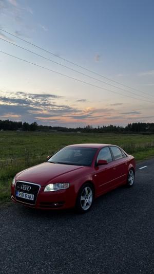 Red Audi A4 2005 in Narva-Joesuu, with an engine capacity of 2.00 L and mileage of 283 thousand km for 3700 €, photo 9 on AUTOMOTO.COM.LV