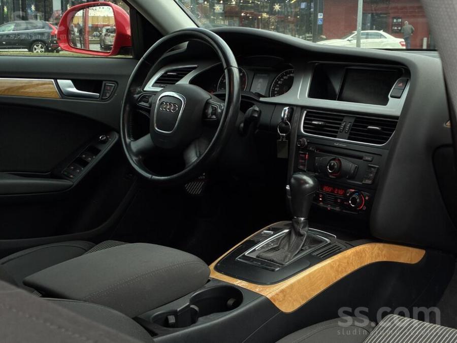 Sarkans Audi A4 2008 Rīga, ar dzinēja tilpumu 1.80 L un nobraukumu 200 tūkst. km par 4900 €, foto 10 vietnē AUTOMOTO.COM.LV