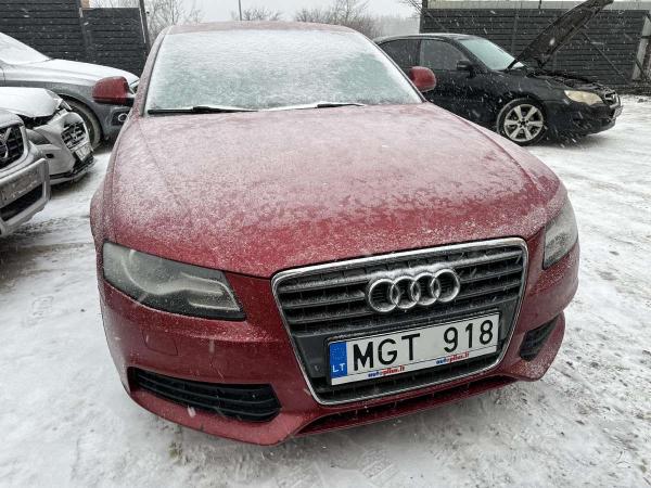 Sarkans Audi A4 2008 Šauļi, ar dzinēja tilpumu 1.78 L un nobraukumu 234 tūkst. km par 1650 €, foto 8 vietnē AUTOMOTO.COM.LV