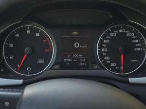Red Audi A4 2008 in Radviliskis, with an engine capacity of 1.98 L and mileage of 255 thousand km for 5650 €, photo 18 on AUTOMOTO.COM.LV